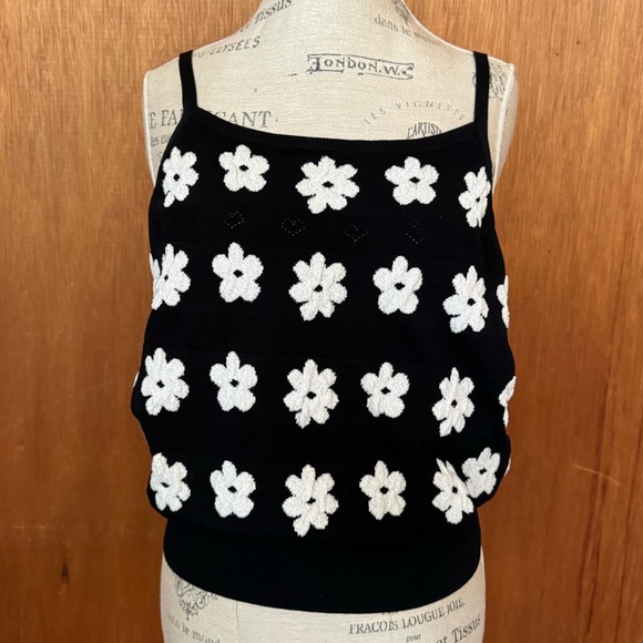 Anthropologie | Tops | Lea And Viola Anthropologie Floral Knit Tank ...